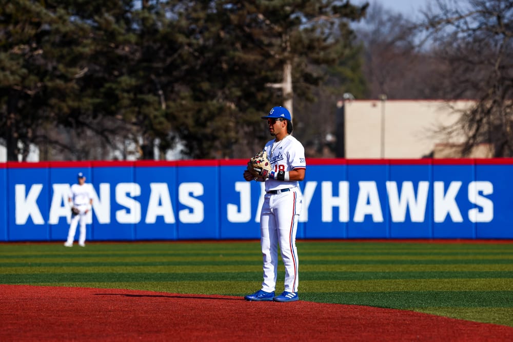 Big heart drives Hawaiian Jayhawk Kodey Shojinaga