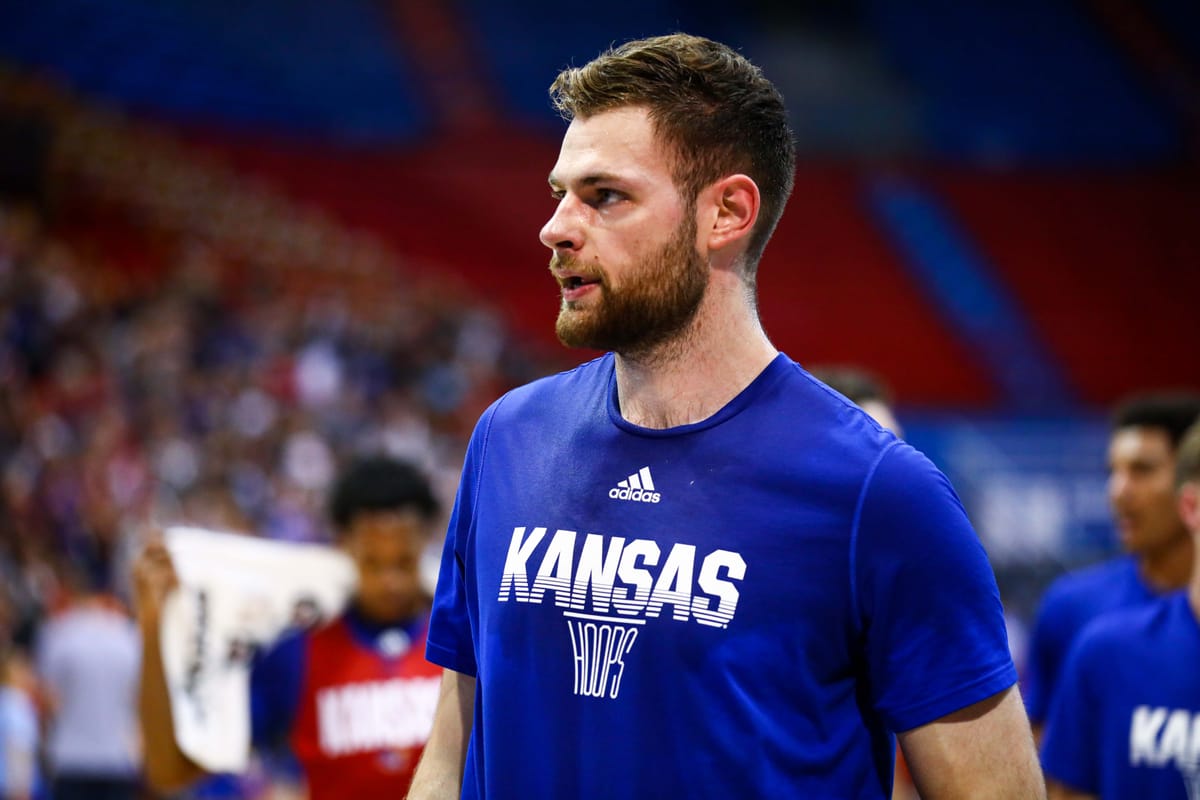 Jayhawks share first impressions of KU center Hunter Dickinson