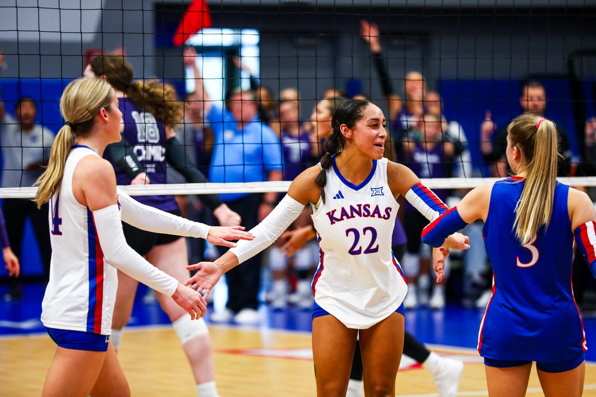 Photo Gallery: KU volleyball sweeps K-State, win streak now at 6 in a row